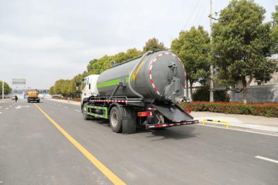 Cina Prezzo più economico FOTON 8000 litri 12000 litri camion aspirapolvere aspirapolvere con pompa a grande portata in vendita
