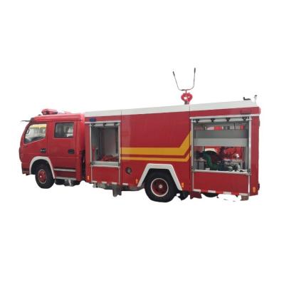 China Mini Small 3.56cbm Water tank Hholding 2+3 Men  Jet Height 50m Dongfeng Dolica D7 124 Horsepower 4X2 Water tank Fire Truck for sale