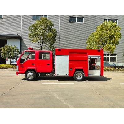 Cina Venditore caldo ISUZU 4x2 Mini camion pompieri con acqua e schiuma in vendita
