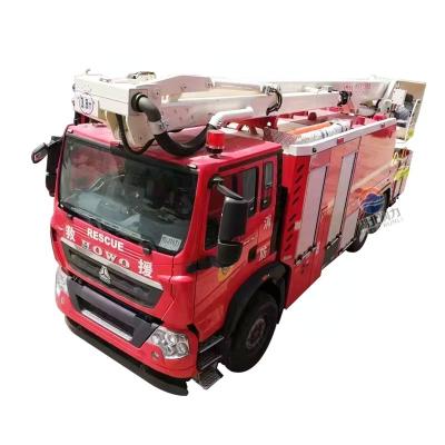 Cina HOWO Sprinkler antincendio Camione Scala Camione antincendio Piattaforma aerea Motore antincendio in vendita