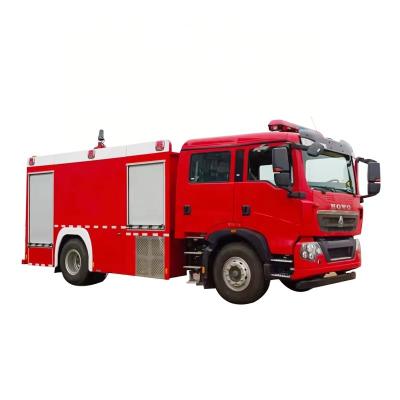 Cina Sinotruk Howo 4X2 Doppia Fila 8000 Litri 	Autopompa Vigili del Fuoco Aeroportuale   Pompa Antincendio   Autobotte in vendita