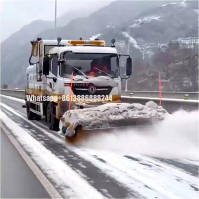 Cina Dongfeng 4x2 Truck di rimozione della neve Strada di strada Truck di spazzatura 8 velocità trasmissione in vendita