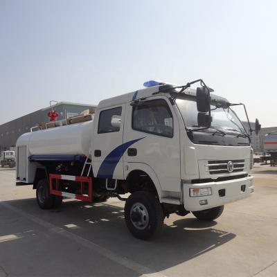 Cina Dongfeng Chassis 4x4 Camion pompieri e soccorsi Camion pompieri in vendita