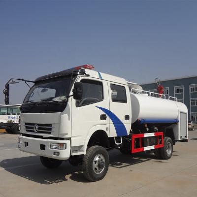 Cina Dongfeng Chassis 4x4 Camion pompieri e soccorsi Camion pompieri in vendita