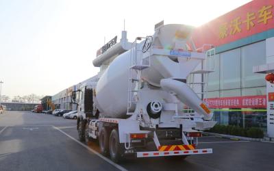 Cina SINOTRUK HOWO T5G 340 cavalli di potenza 8X4 7,7 quadrato camion di miscelazione del calcestruzzo (marchio Tanghong Heavy Industry) in vendita