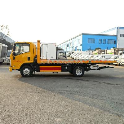Cina Fabbrica ISUZU 5Ton 6Ton camion di recupero piatta piattaforma Wrecker rimorchiatore camion di servizio leggero rimorchiatore camion rimorchiatore in vendita