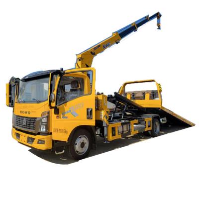 China Lowest Price HOWO 4X2 Floor-standing Flatbed Body With 5 Tons Crane Tow Wrecker Truck for Car Accident for sale