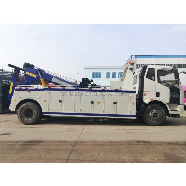 Quality Mini Car Recovery Truck Sinotruck Dfac Jac Faw Wrecker 4x2 Euro 4 or 3 for sale