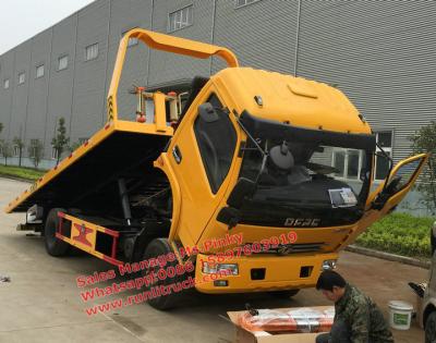 Cina 4 tonnellate di camion da rimorchio con gru, Euro 4 piattaforme di rimorchi 90 km / h in vendita