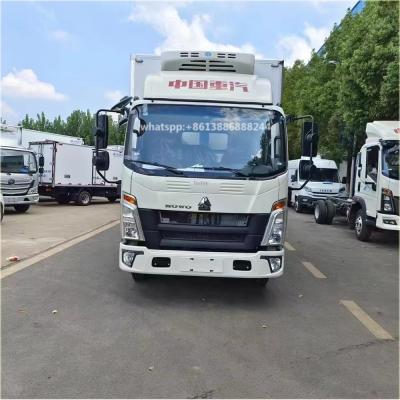 Cina Sinotruk Howo 4,2 metri camion frigorifero Euro6 Standard 6 velocità trasmissione in vendita