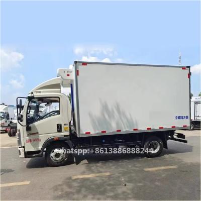 Cina Sinotruk Howo 4,2 metri camion frigorifero Euro6 Standard 6 velocità trasmissione in vendita