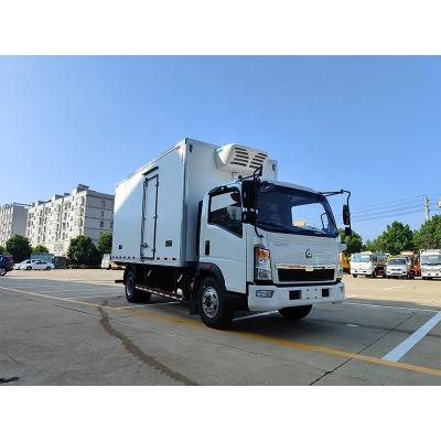 Cina SINOTRUK 4x2 LHD o RHD Autocarro Frigorifero con Cassone Thermo King in vendita