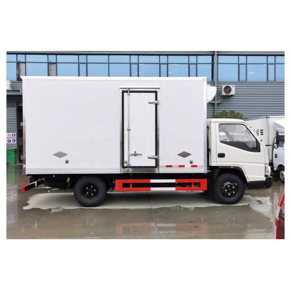 Quality Japan Engine JMC 4x2 Refrigerated Box Truck Mini Refrigerated Truck for sale