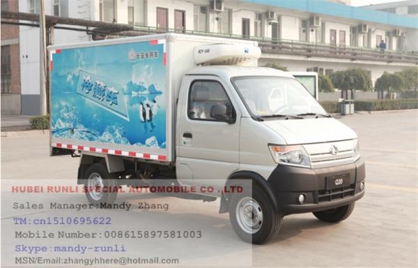 Quality 500KG-1000KG 4X2 Refrigerated Box Truck Mini Refrigerated Van Truck Euro 4 for sale
