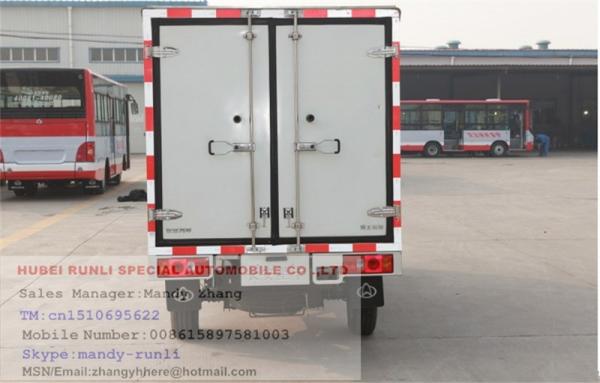 Quality 500KG-1000KG 4X2 Refrigerated Box Truck Mini Refrigerated Van Truck Euro 4 for sale