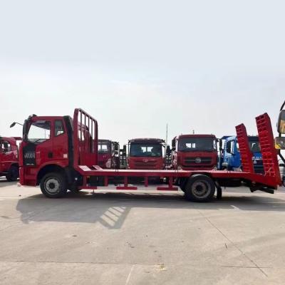 Cina FAW   4*2     Pianale Portautomezzi      Autocarro con Pianale   Trasporto Attrezzature Meccaniche   Autocarro in vendita
