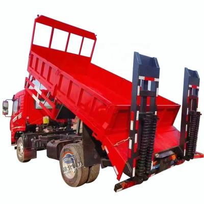 Cina Autocarro Dongfeng con pianale e cassone, autocarro aut scaricante in vendita