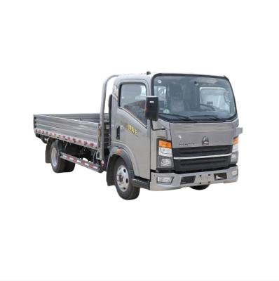 Китай SINOTRUK HOWO 140 WEICHAI Сила лошадей 4,15 метров Однорядный ряд 4 * 2 Ограждение Легкий грузовик Грузовик ЕС Стандарт 2-6 продается