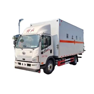 China China National Heavy Duty Truck Group's New or Used 4 * 2 Rectangular Flammable Liquid Explosion-proof Vehicles for Sale for sale