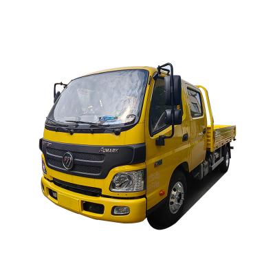 China Feito na fábrica Preço barato 2-5 toneladas Caminhão pequeno com volante à direita Van para caminhão de carga seca à venda