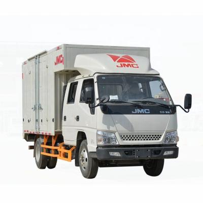 China Caminhão de entrega de carga JMc Motor 4x2 Branco Logística de frete Caminhão 100KM/h à venda