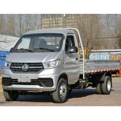 Cina Dongfeng Single Cabin Superior Cargo Trucks 2Tons Motore a benzina per la vendita in vendita