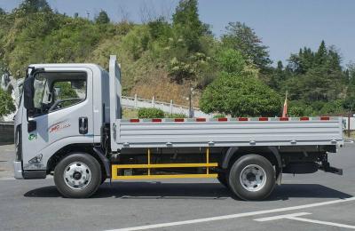 Cina Autocarro JMC piccolo da trasporto merci 92HP 2Ton -5Tonnellate Motore Euro 2 Buon prezzo per la vendita in vendita