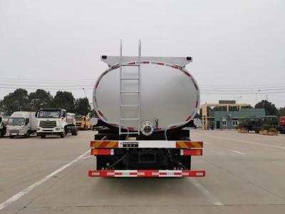 Cina Camion pesante nazionale cinese Haowo 8 * 4 Camion di rifornimento di carburante 35000L in vendita