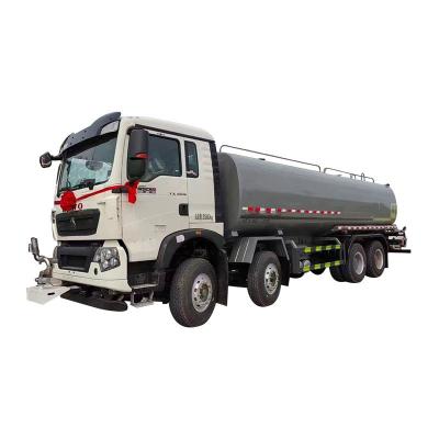 China Good Price Howo 8x4 Large Capacity 5000 Gallon Sprinkle Water Tanker Truck for sale