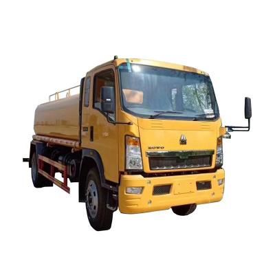 China SINOTRUK HOWO 4x2 10 Ton Water Truck  10 Ton Water tank 10 Ton Water tank Truck for sale
