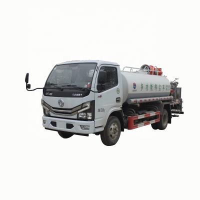 Cina Autocisterna Dongfeng a fila singola 4000 -5000 litri, irrigatrice in vendita