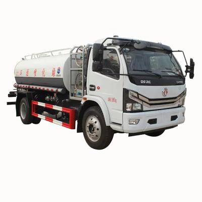 Cina 4*2 Serbatoio Dongfeng Auto Serbatoio dell'acqua Sprinkler in vendita