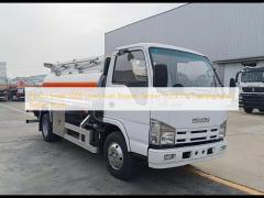 ISUZU 5000L Fuel Tanker Truck 4X2 Manual Transmission