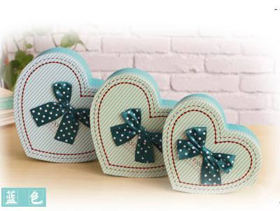 China Colorful Heart shape paper gift box for sale