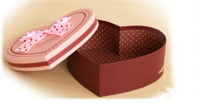 China Heart shape paper gift box for promotion for sale