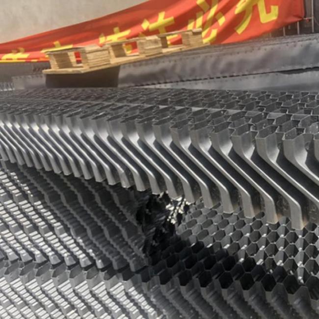 Black Honeycomb Cellular PVC Drift Eliminator Cooling Tower Components 1