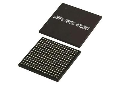 Cina 256-LBGA gate array programmabile del giacimento del pacchetto LCMXO2-7000HC-4FTG256I MachXO2 in vendita