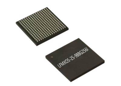 Cina Il chip originale LFMXO5-25-9BBG256I di FPGA ha incluso - il gate array programmabile del campo in vendita