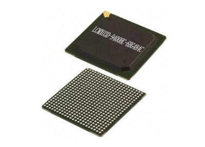 Chine Puce programmable de circuit intégré du réseau prédiffusé de champ de MachXO3D LCMXO3D-9400HC-6BG484C à vendre