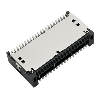 China 10058835-1001LF Micro TCA Card Edge Connectors 170POS para aplicaciones de alta densidad en venta
