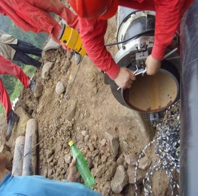 China Gespleten de Pijpsnijder 42 van Kader Elektrische AluminumClamshell R/min-Omwentelingssnelheid Te koop
