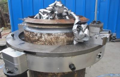 中国 自動クラムシェルの管の打抜き機の冷たい切断の管装置の軌道有効 販売のため