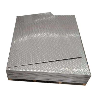 Китай Checkered выбитая плита SS 304 листа нержавеющей стали 316 1000mm продается