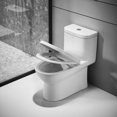 中国 円形ボール1.1GPFの一つの洗面所は同じ高さの4Lをサイフォンに通す 販売のため