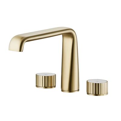 China Gold Bathroom Sink Faucet Widespread three Hole 170mm Height for sale