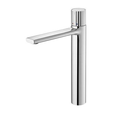 China Hotel Modern Mixer Tap Polished Single Handle With Long Neck for sale