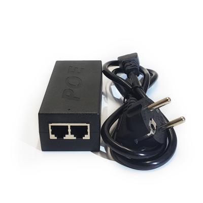 China Gigabit 30W PoE Injector IEEE 802.3af/at Power over Ethernet Adapter 1 PoE Port + 1 Gigabit RJ45 LAN Port TBC-PG5102 for sale