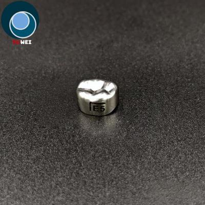 Cina Corone dentale in acciaio inossidabile di design ovale per adulti e bambini in vendita