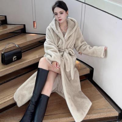 China Bathrobe Style Faux Fur Coat Polyester  Resembling Faux Fur Collar Overcoat for sale