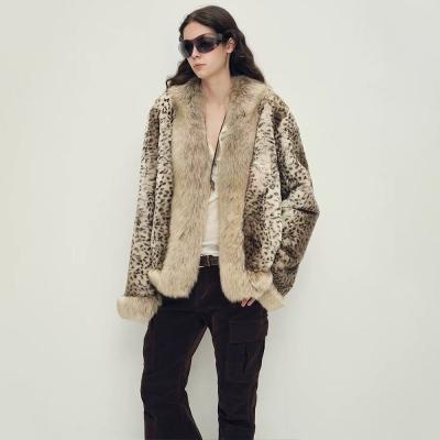 China Parisian Magazine Retro Soft Double Color Faux Fox Fur Coat for sale